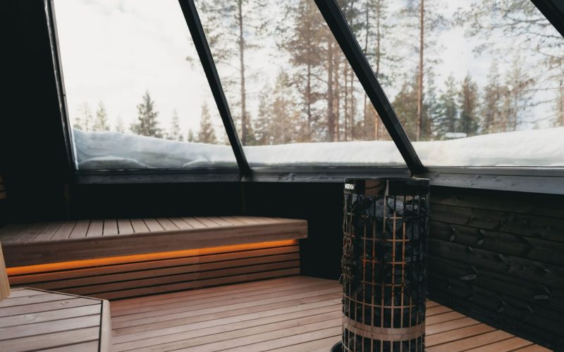 Igloo Sauna and Hot Tub Experience | Not In The GuideBooks